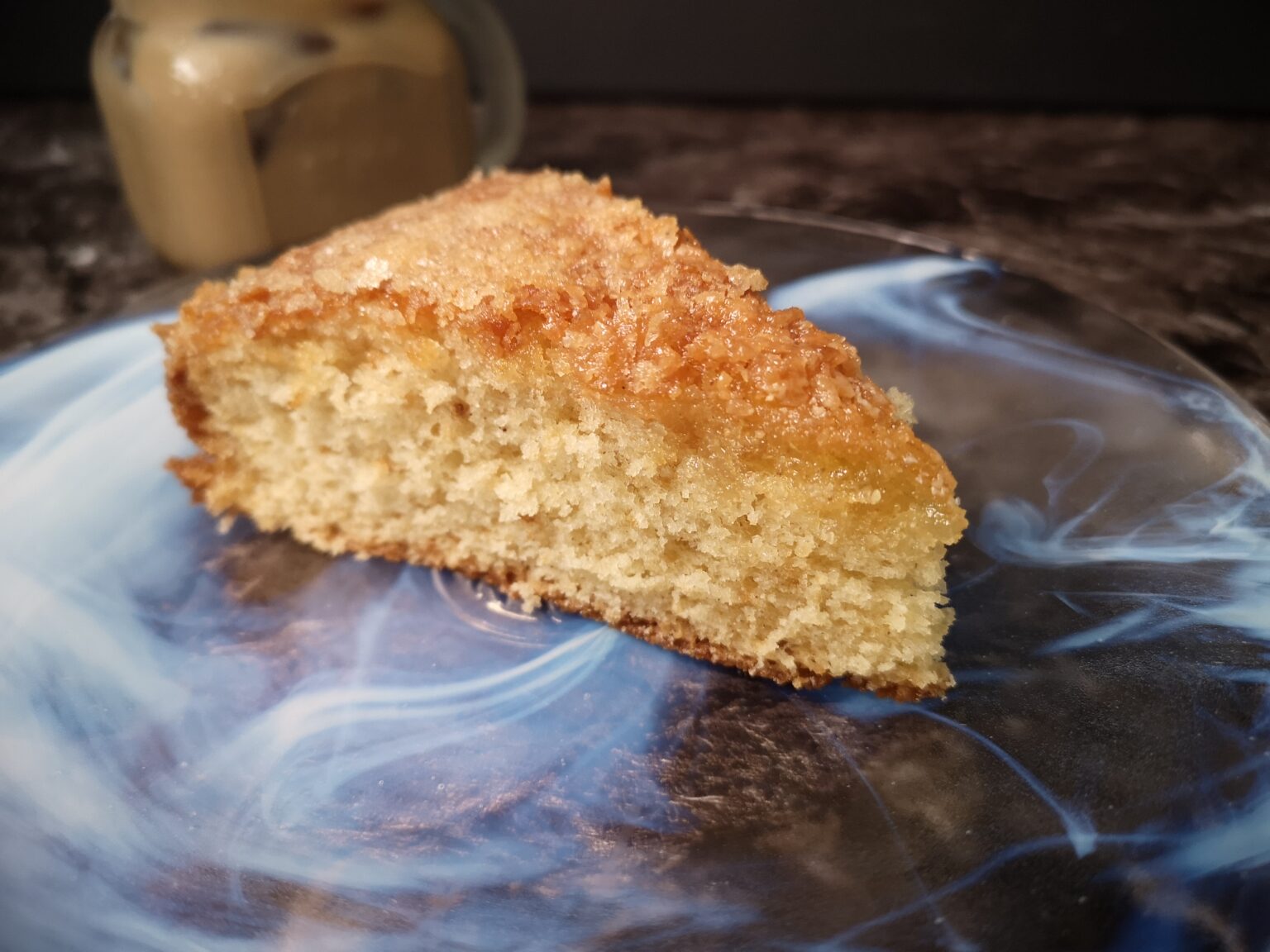 Spetskaka Recept - Saftig Sockerkaka med Glasyr - Allt om Bakning