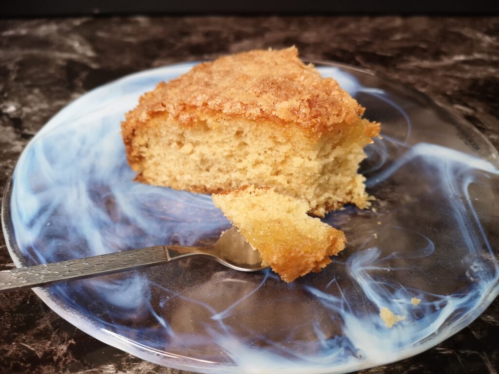 Spetskaka Recept - Saftig Sockerkaka med Glasyr - Allt om Bakning