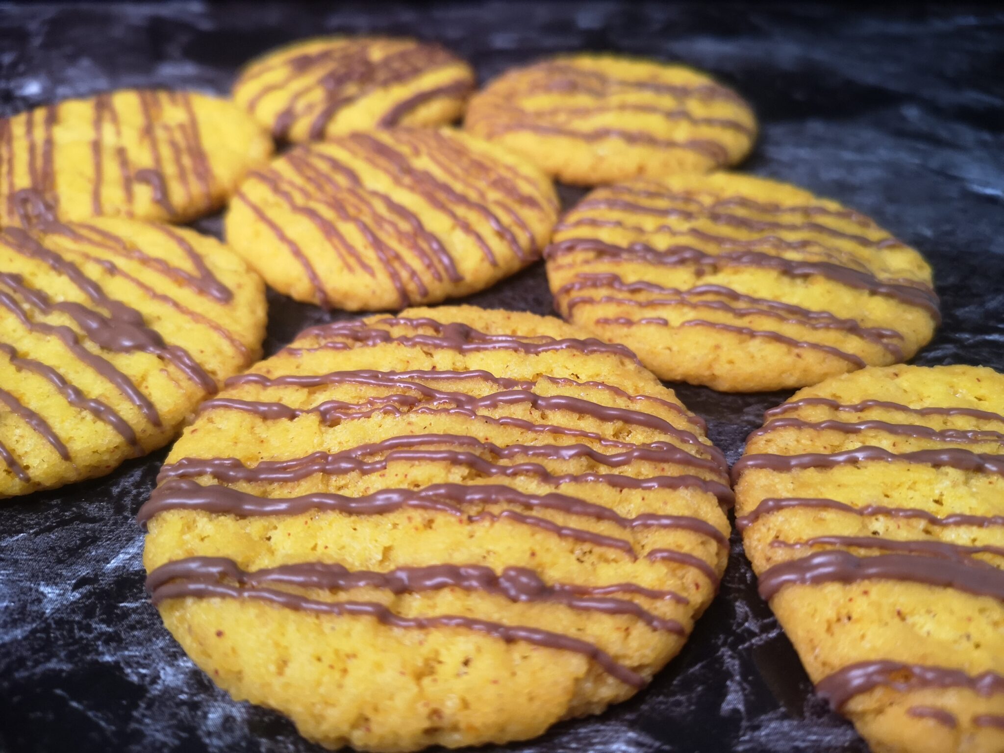 Saffranskakor med Apelsin och Choklad - Allt om Bakning
